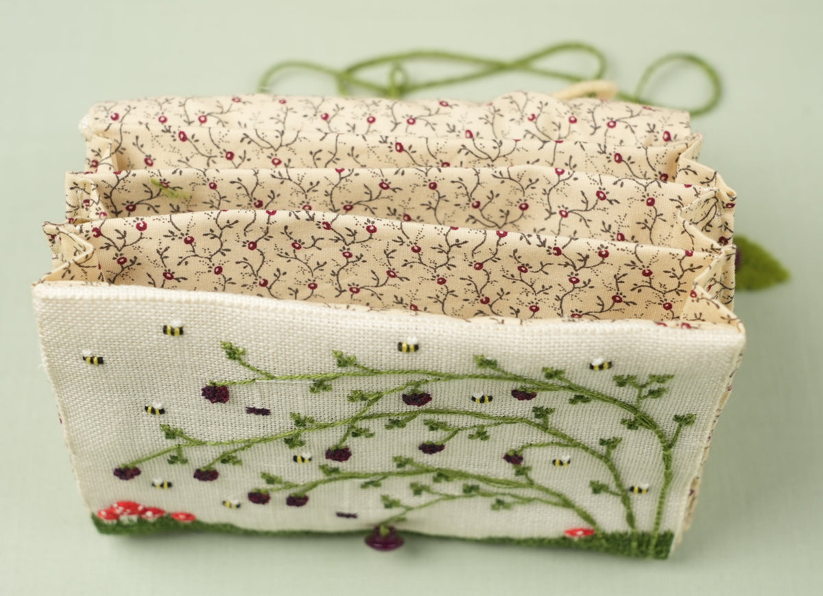 Bramble Thicket Pocket – Blue Coppice