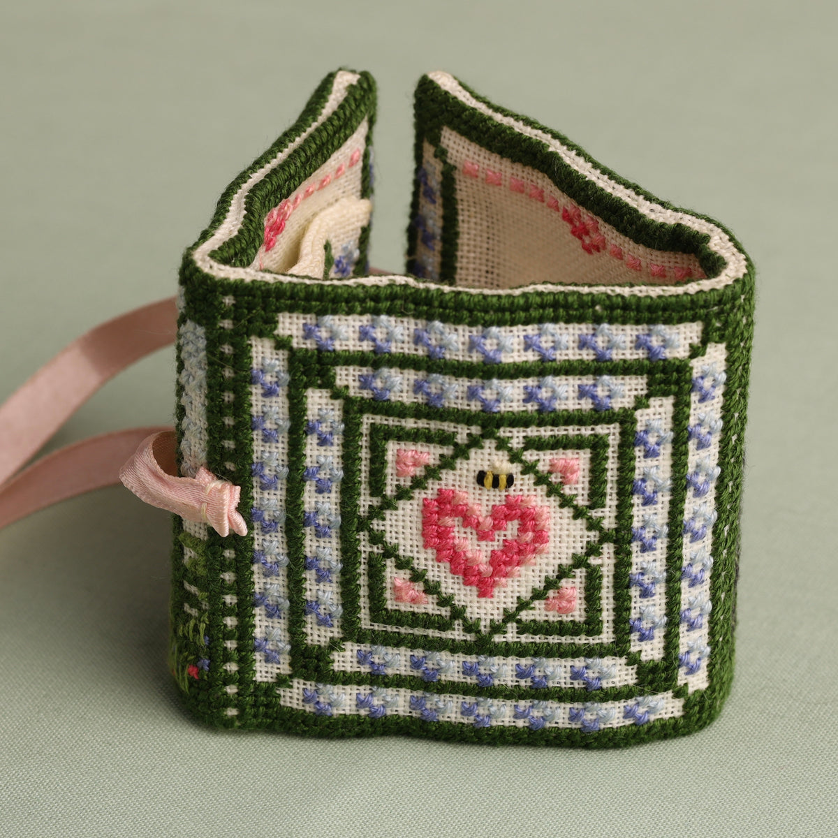 Topiary Cornucopia – Blue Coppice